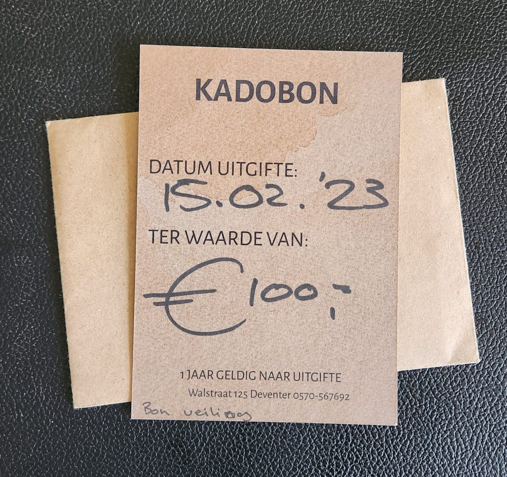(#053) KADOBON Lostboys Tattoo t.w.v. €100,00 - AZC Zutphen